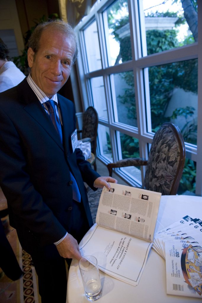 Superman y su batalla legal • Cuarto Mundo